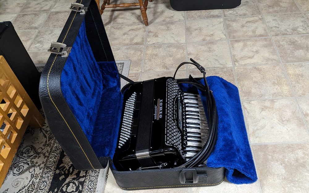 Iorio (SEM) Musette MIDI Accordion