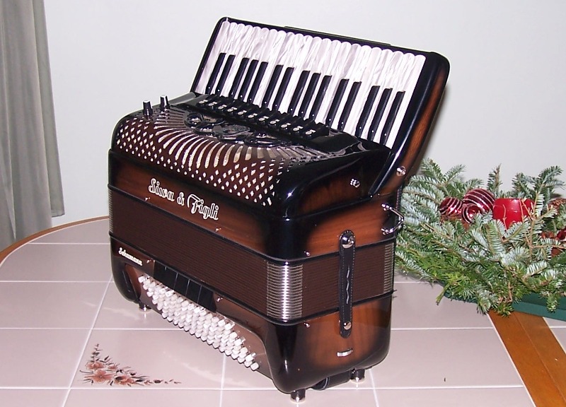 Siwa & Figli Schumann "Walnut" Accordion